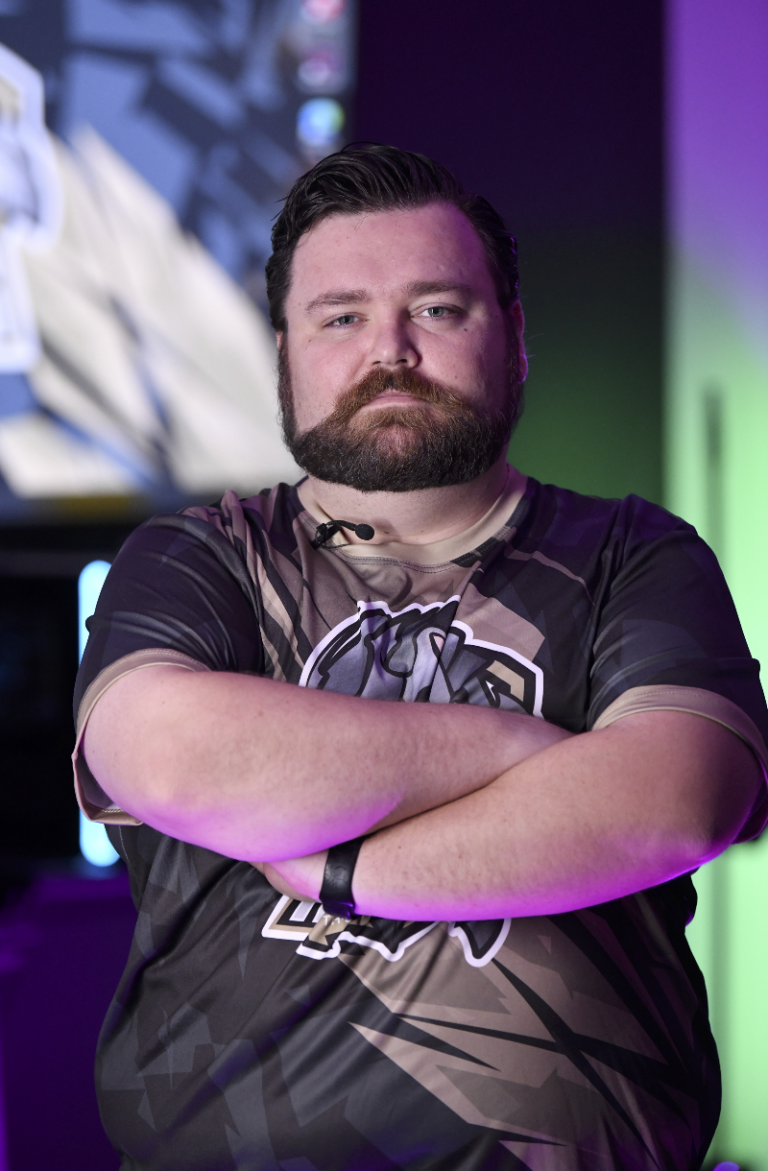 DAVE School Launches The Narwhals: Our First Collegiate Esports Team - DAVE School